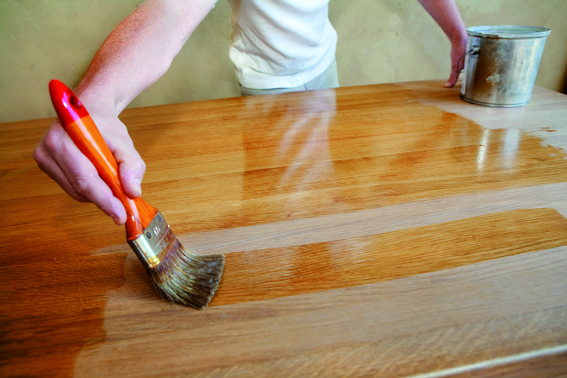 Recette et mise en œuvre d’une huile pour boiserie - Terre Vivante